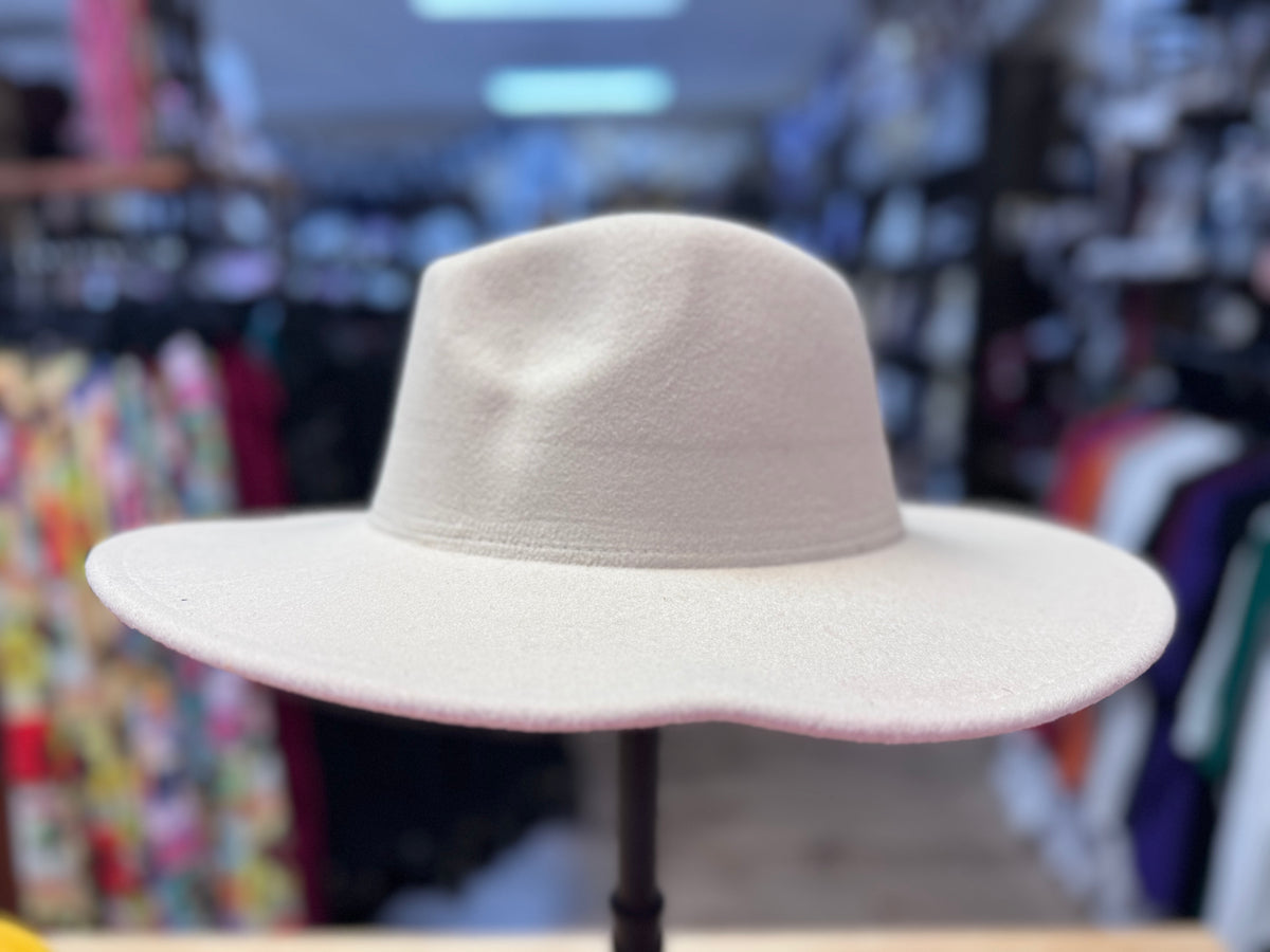 Polyester (Wide Brim) Fedora- Cream – The Silver Strawberry